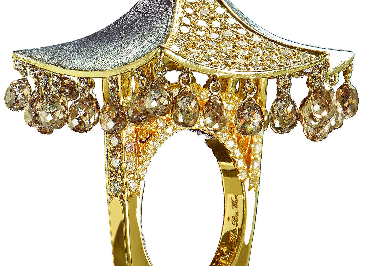 Bao Bao Wan 18K Gold and White Diamond Pagoda Ring | Latest Revival