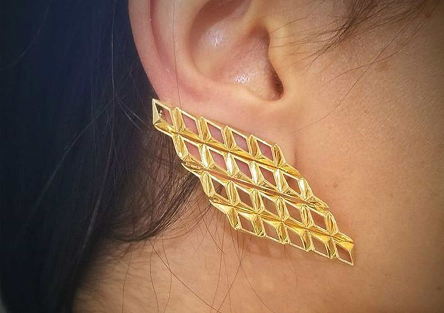 Mania Zamani 18K Earrings | Latest Revival